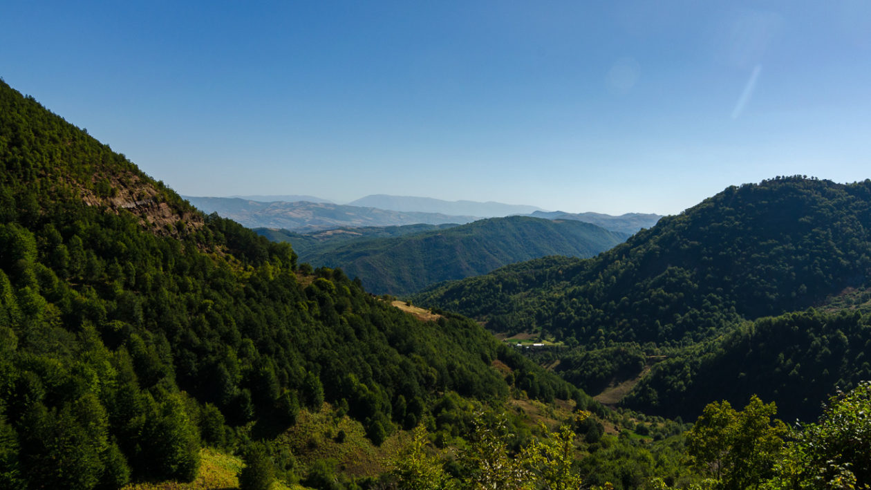 Von Gramsh nach Kukur - sgm-travel